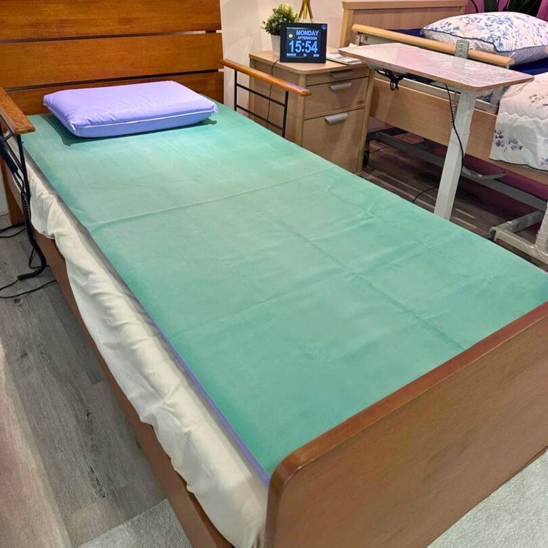 Ultrasoft Waterproof Incontinence Dry Rubber Bed Sheet Cover Underpad ...