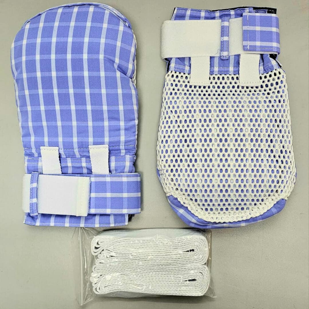 Zipper Opening Hand Mitts Restraint Gloves (Per Pair) — iElder.Asia ...