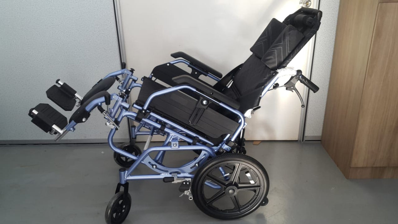 Reclining and Tilt in Space Aluminum Lightweight Wheelchair — iElder.Asia